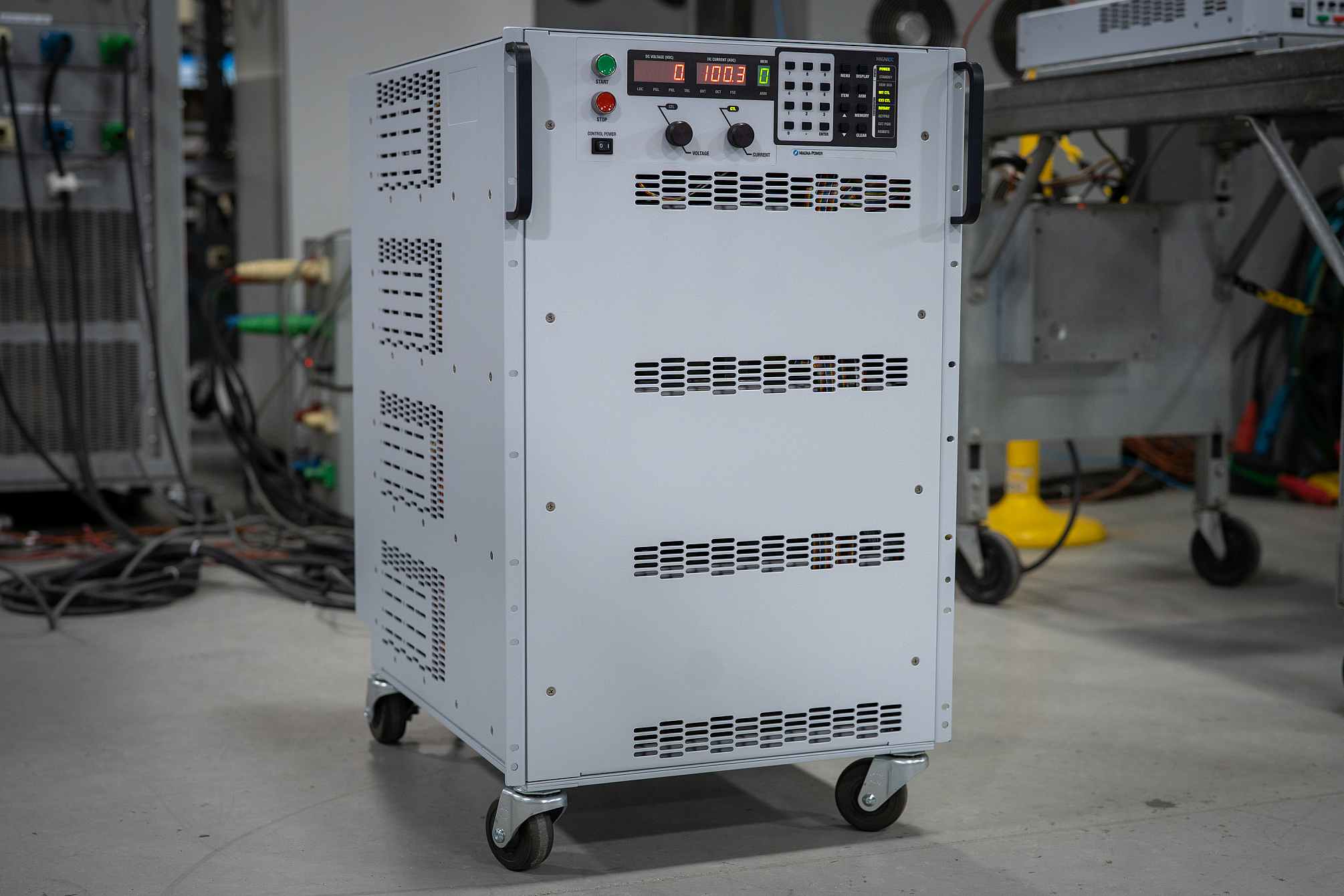 TS系列 - 大功率可编程直流电源，空气或水冷 | Magna-Power